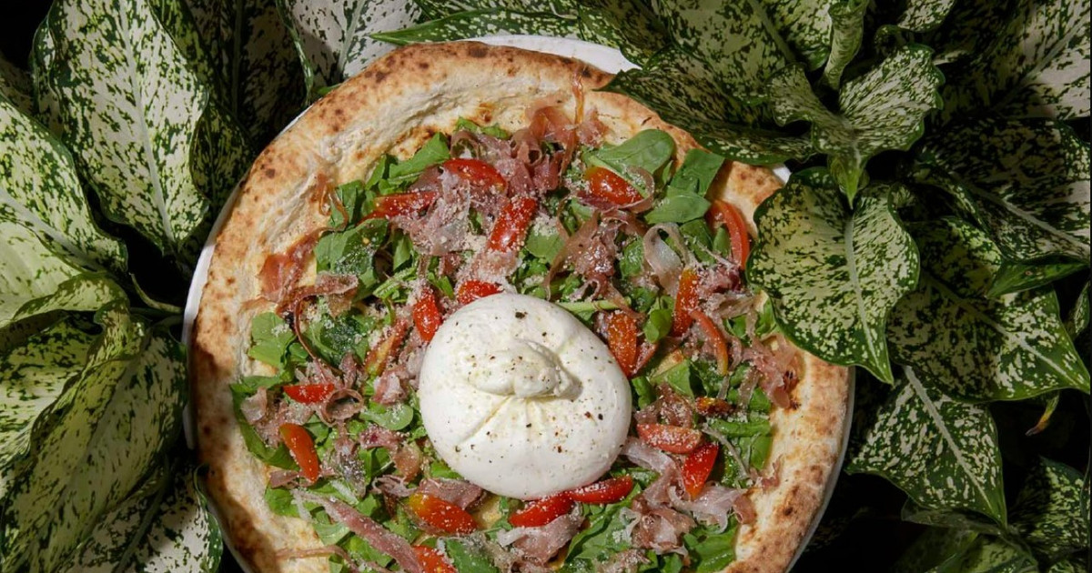 Hợp tác giữa Vietnam Airlines và Pizza 4P’s tạo trải nghiệm ẩm thực ...