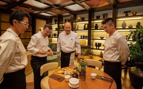 Hibana by Koki: Nhà hàng Nhật Bản duy nhất tại Việt Nam được gắn sao Michelin | Thương gia ...