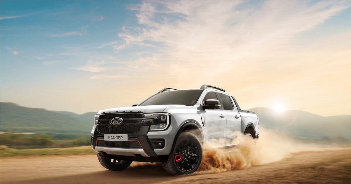 “Vua bán tải” ra mắt phiên bản Ranger Stormtrak, giữa tháng 4 bắt đầu ...