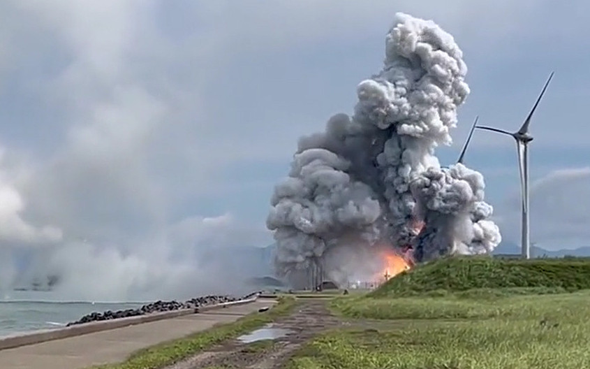 Cận cảnh động cơ tên lửa phát nổ khi thử nghiệm | Thương gia - Thông ...